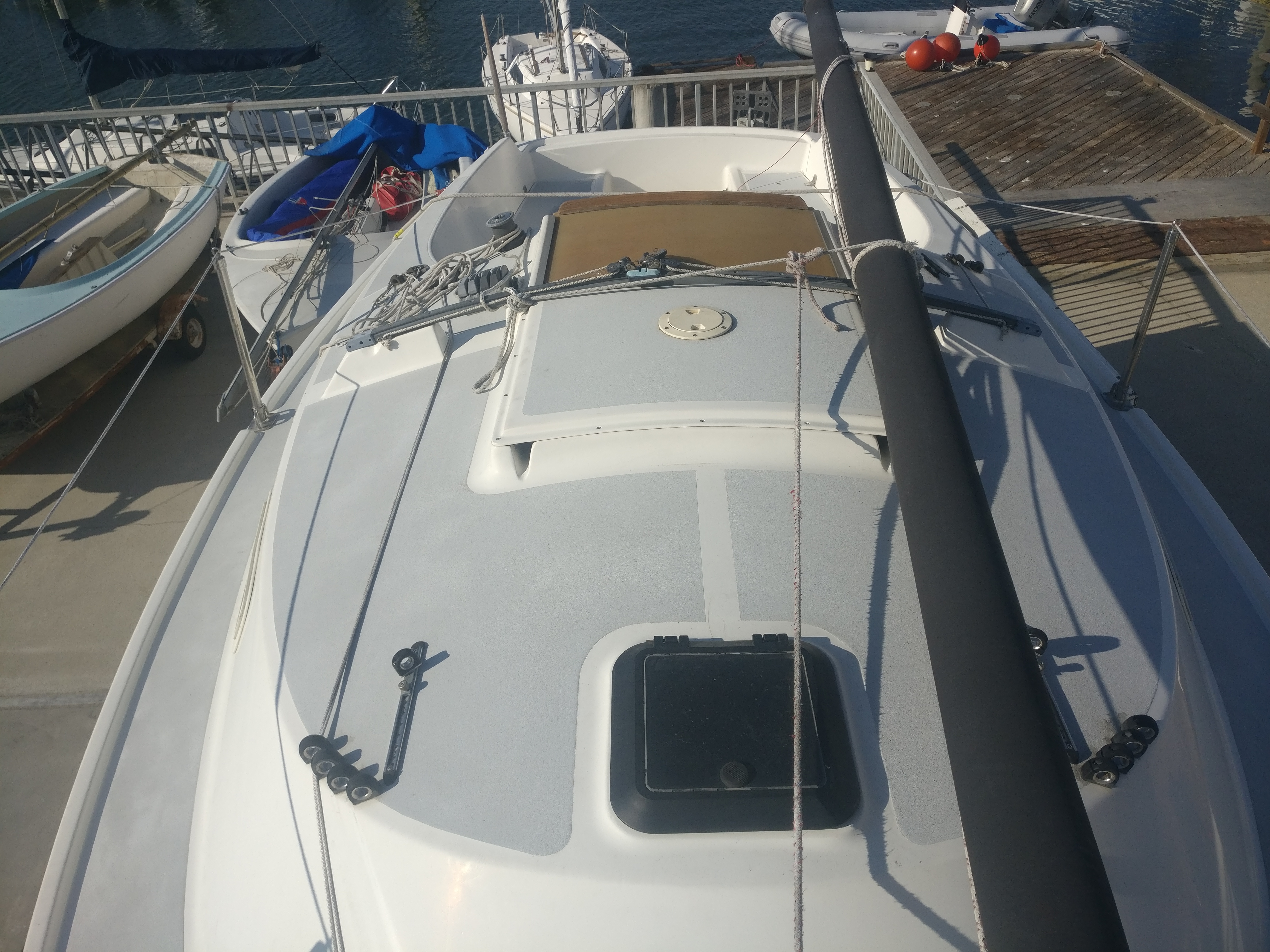 Freedom 21 “Lynx” – United States Sailing Center